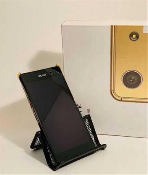 Смартфон Sony Xperia M5