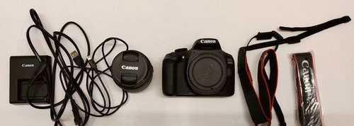 Фотоаппарт Canon EOS 1300D + объектив Сanon EF50m