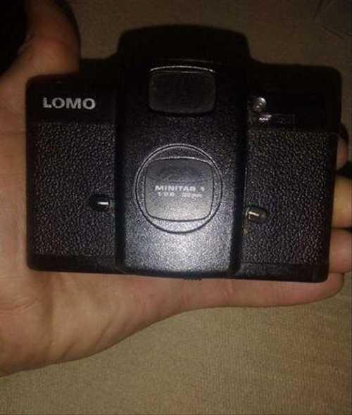 Плёночный фотоаппарат lomo