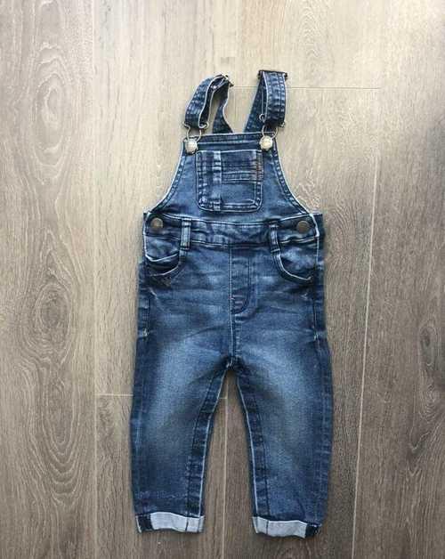Новый джинсовый комбинезон некст 80-86 см
