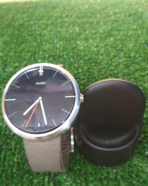Продам часы Motorolla moto 360
