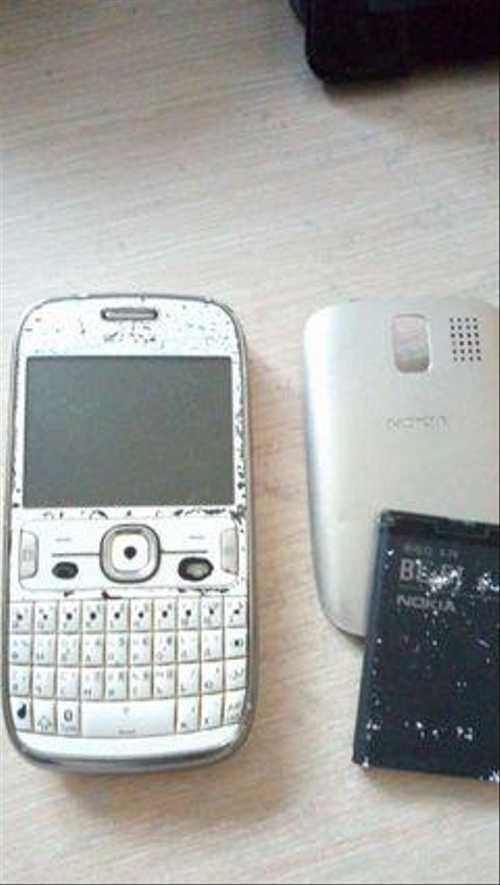 Телефон nokia asha 302