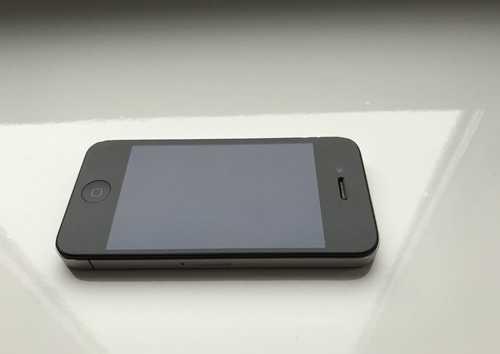 iPhone 4 black, 16 gb. Докстанция в подарок