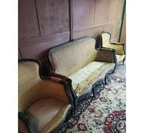 Антикварный диван с парными креслами ампир 19 век