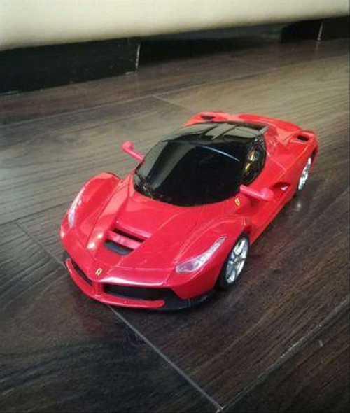 Машинка Ferrari (детская игрушка)