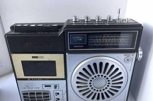 Кассетный магнитофон япония винтаж радио приемник