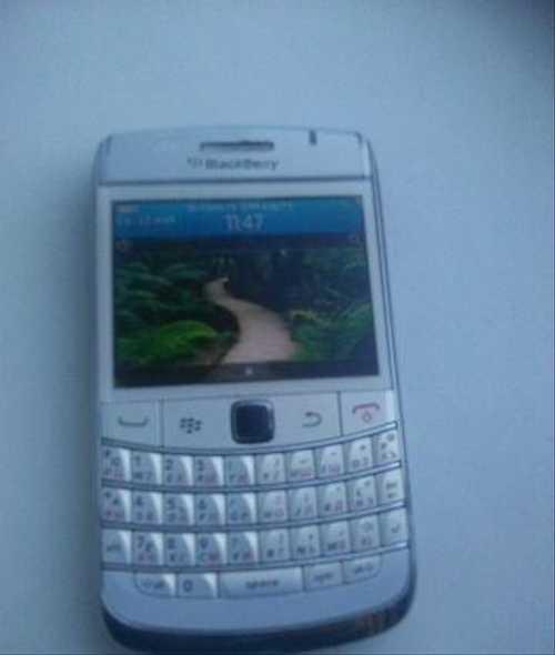 Телефон BlackBerry bold 9700
