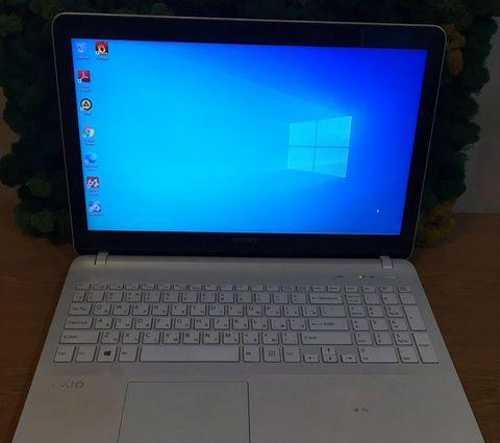 Sony vaio svf152
