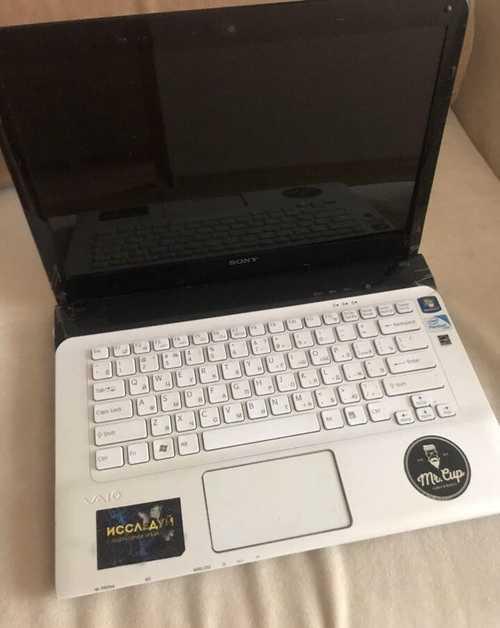 Sony vaio sve141b11v