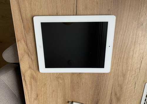 Apple iPad 3 32Gb Wi-Fi A1416 (3-го поколения)