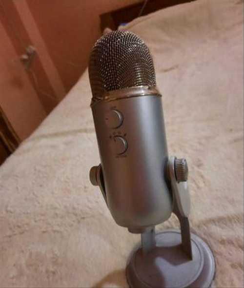 Микрофон Blue Yeti Silver