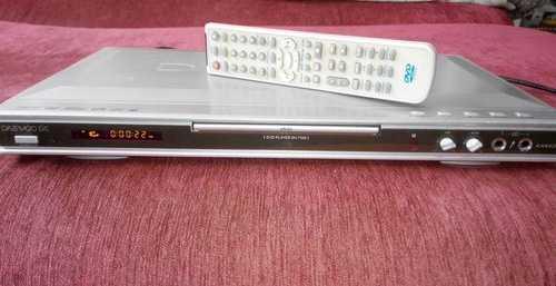 DVD проигрыватель Daewoo DV-710S