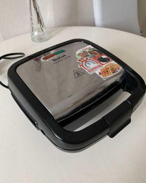 Электровафельница Tefal Waffle Time WD170D38