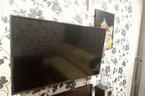 Продам тв LG 43"