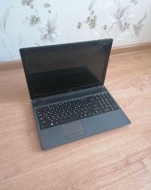 Acer Aspire 5733