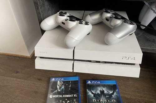 Sony Playstation 4, 2 джойстика, камера, 2 игры