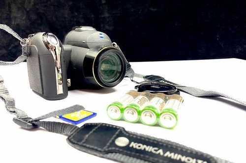 Цифровая фотокамера Konica Minolta dimage Z6 + SD