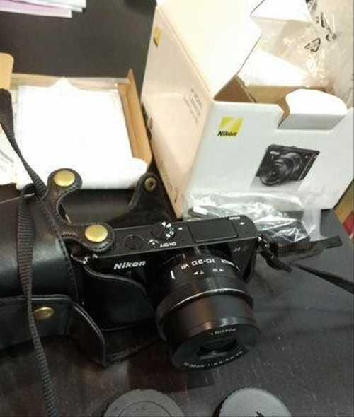 Nikon 1 J4 + полный комплект+ кожаный чехол+ SD32