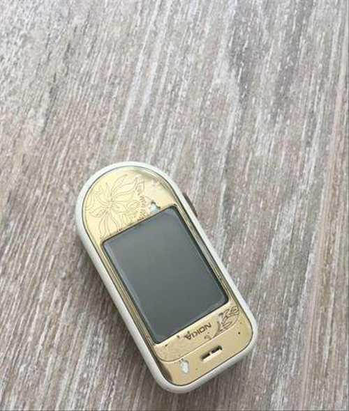 Телефон Nokia 7373 gold