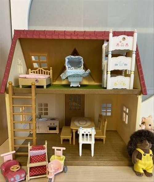 Sylvanian Families+фигурки и аксессуары. Много