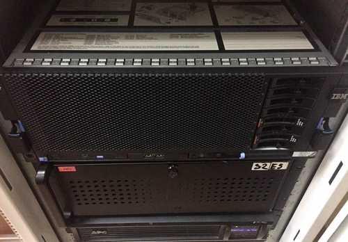 Сервер IBM X3859 M5 4x CPU Xeon 8C16T X7560