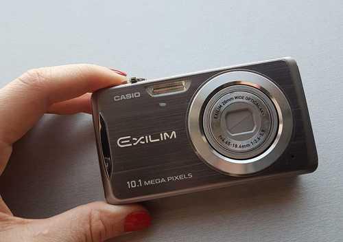 Цифровой фотоаппарат Casio exilim