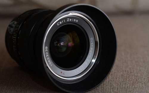 Carl Zeiss 25mm f/2.8 Distagon ZF