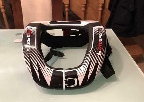 Защита шеи EVS R4 Race Collar