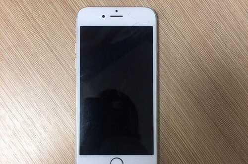 Телефон iPhone 6