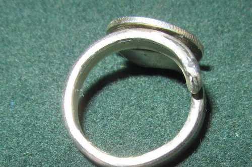 Серебряное кольцо-монетка
