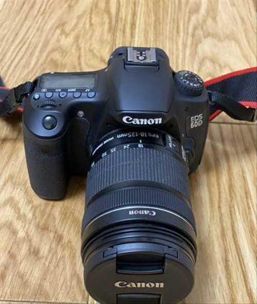 Зеркальный фотоаппарат Canon 60d