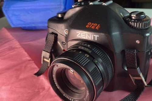 Зеркальный пленочный фотоаппарат Zenit 212k