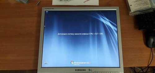 Монитор 17" Samsung 720N