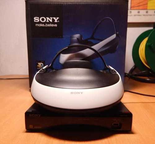 3D-шлем Sony HMZ-T1