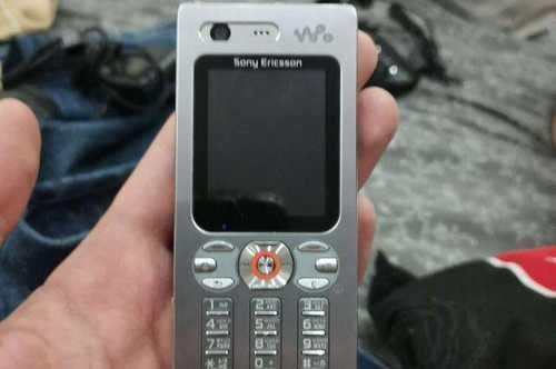 Sony Ericsson W880i Metal Black Silver оригинал
