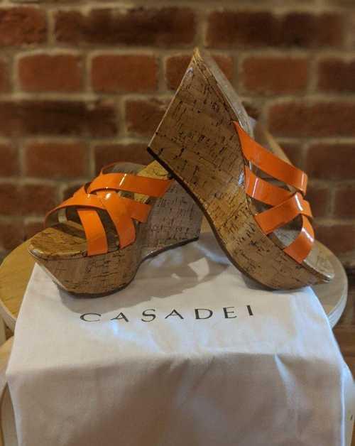 Босоножки Casadei, сабо