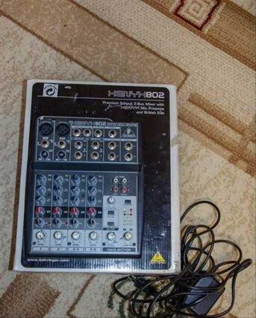 Микшер Behringer Xenyx 802 + бонусы