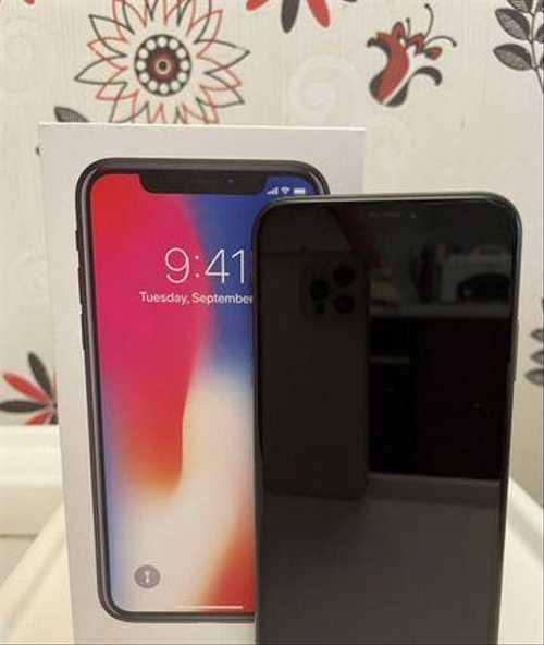 Телефон iPhone10