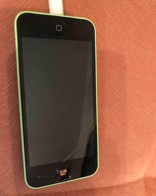 Телефон iPhone5C