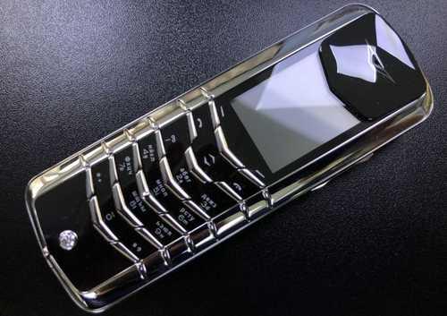 Новый vertu Signature M platinum diamonds