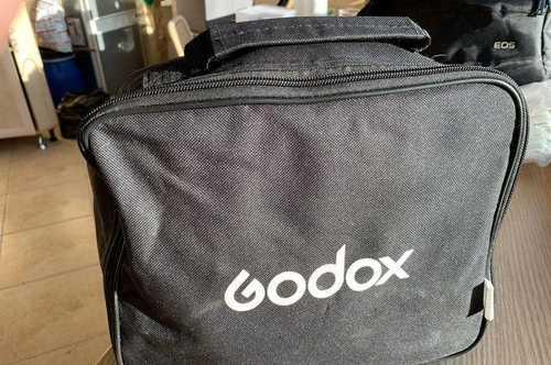 Софтбокс Godox 80x80