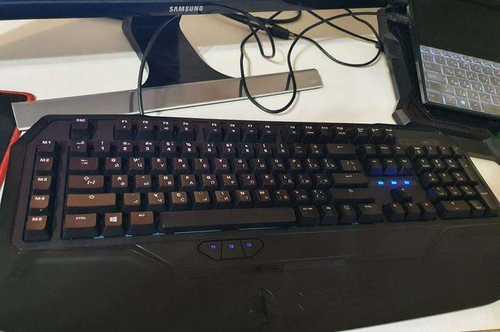 Игровая клавиатура roccat ryos mk