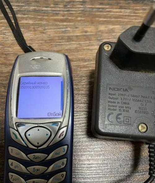 Телефон Nokia 6100