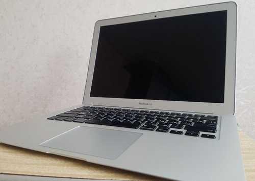 Macbook Air 13'3 (i7,8gb,ssd 240gb)