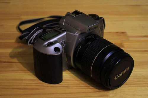 Зеркальный фотоаппарат Canon пленочный