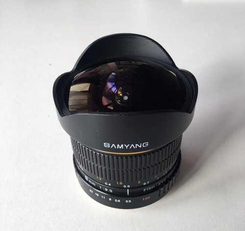 Samyang 8mm fish eye Canon