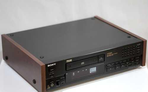 Приоигрыватель CD CDP-X333ES, 1991г