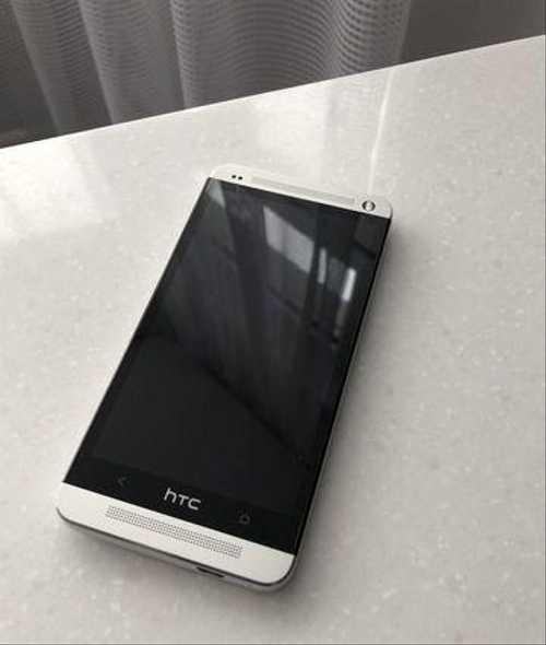 Телефон HTC One (M7)