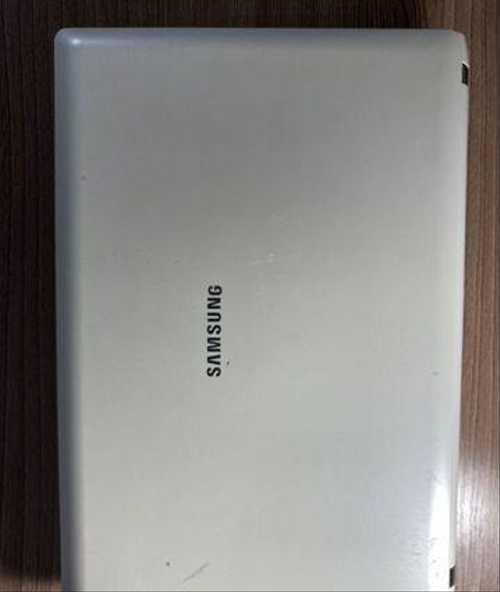 Нетбук Samsung NC10 белый