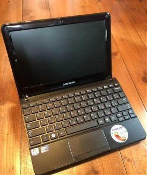 Мини-ноутбук Samsung NC110